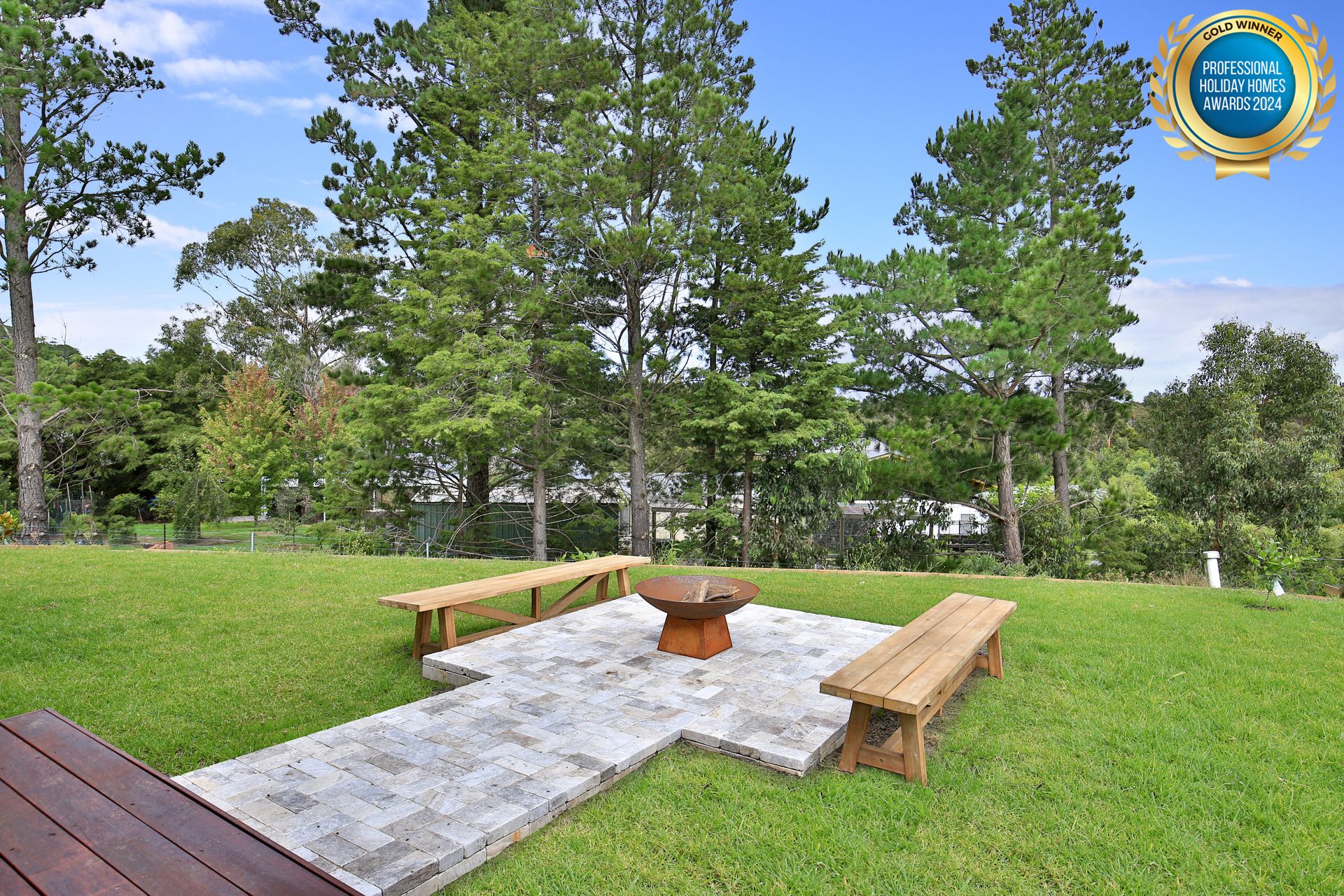 Rockwall - Pet-Friendly - Fire Pit | Professional Holiday Homes